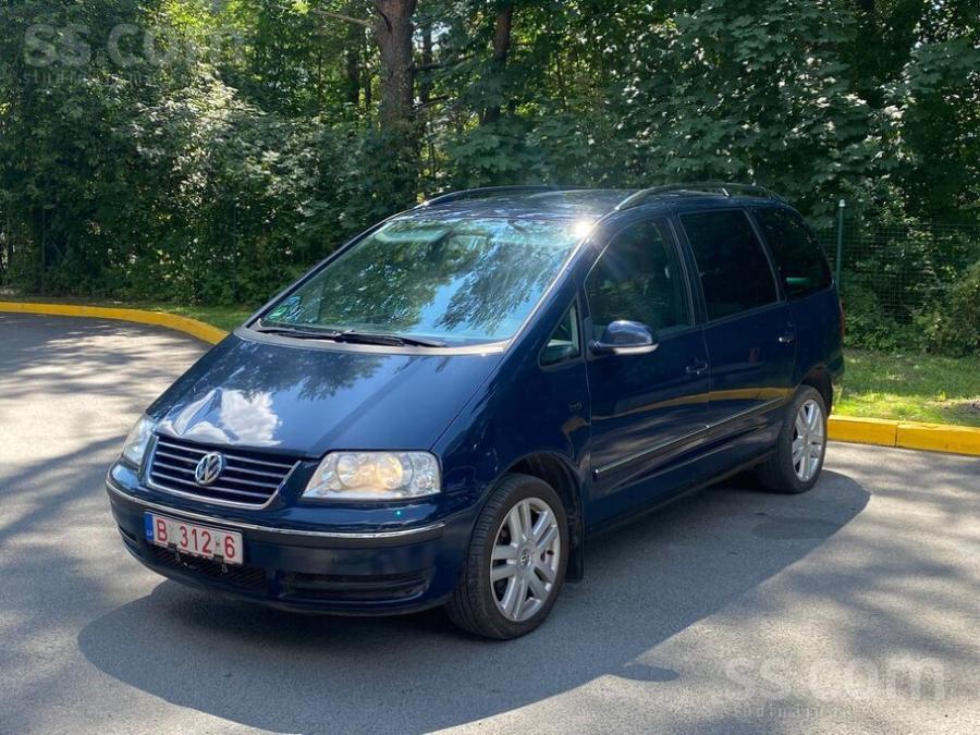 Blue Volkswagen Sharan 2006 in Riga, with an engine capacity of 1.90 L and mileage of 0 thousand km for 3799 €, photo 1 on AUTOMOTO.COM.LV