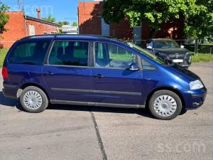 Zils Volkswagen Sharan 2006 Rīga, ar dzinēja tilpumu 2.00 L un nobraukumu 300 tūkst. km par 3600 €, foto 7 vietnē AUTOMOTO.COM.LV