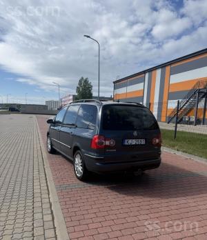 Zils Volkswagen Sharan 2006 Ventspils, ar dzinēja tilpumu 1.90 L un nobraukumu 373 tūkst. km par 1650 €, foto 5 vietnē AUTOMOTO.COM.LV