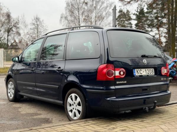 Blue Volkswagen Sharan 2006 in Riga, with an engine capacity of 2.00 L and mileage of 306 thousand km for 2499 €, photo 4 on AUTOMOTO.COM.LV