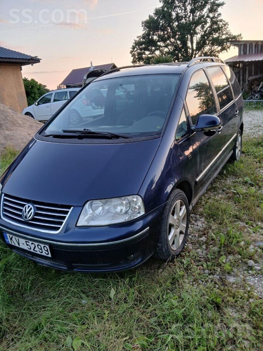 Zils Volkswagen Sharan 2006 Ogre, ar dzinēja tilpumu 1.90 L un nobraukumu 322 tūkst. km par 1350 €, foto 3 vietnē AUTOMOTO.COM.LV