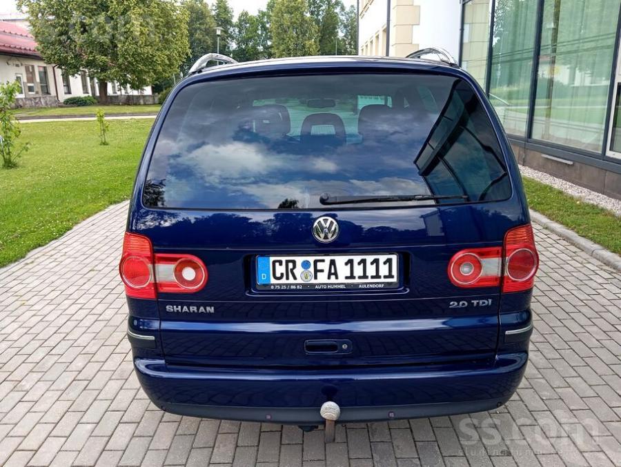 Blue Volkswagen Sharan 2007 in Balvi, with an engine capacity of 2.00 L and mileage of 281 thousand km for 3499 €, photo 5 on AUTOMOTO.COM.LV
