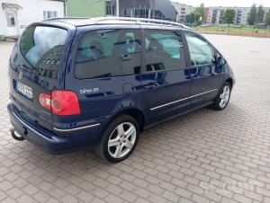 Blue Volkswagen Sharan 2007 in Balvi, with an engine capacity of 2.00 L and mileage of 281 thousand km for 3499 €, photo 8 on AUTOMOTO.COM.LV