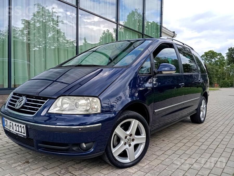 Blue Volkswagen Sharan 2007 in Balvi, with an engine capacity of 2.00 L and mileage of 281 thousand km for 3499 €, photo 13 on AUTOMOTO.COM.LV