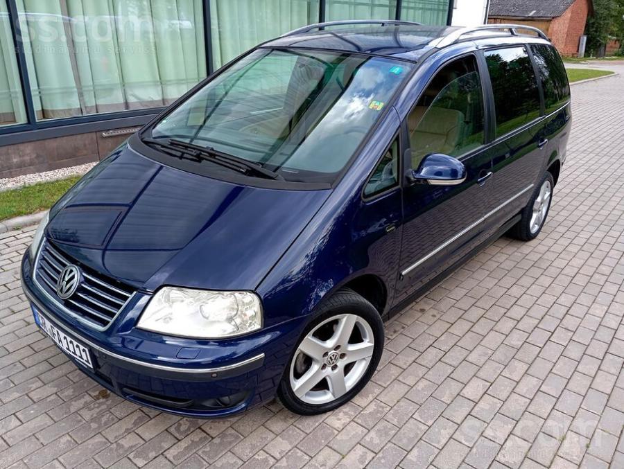 Blue Volkswagen Sharan 2007 in Balvi, with an engine capacity of 2.00 L and mileage of 281 thousand km for 3499 €, photo 15 on AUTOMOTO.COM.LV