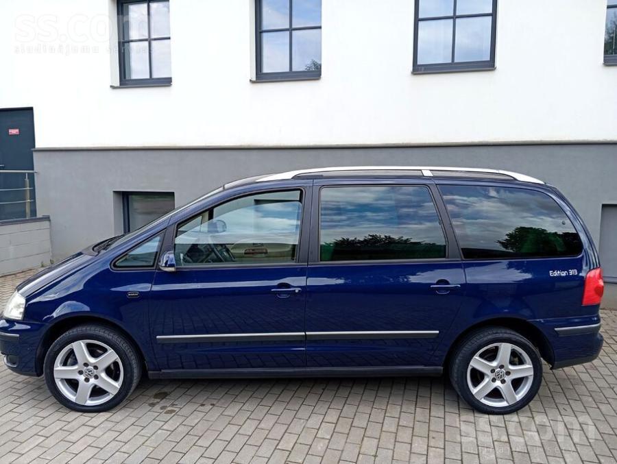 Blue Volkswagen Sharan 2007 in Balvi, with an engine capacity of 2.00 L and mileage of 281 thousand km for 3499 €, photo 20 on AUTOMOTO.COM.LV