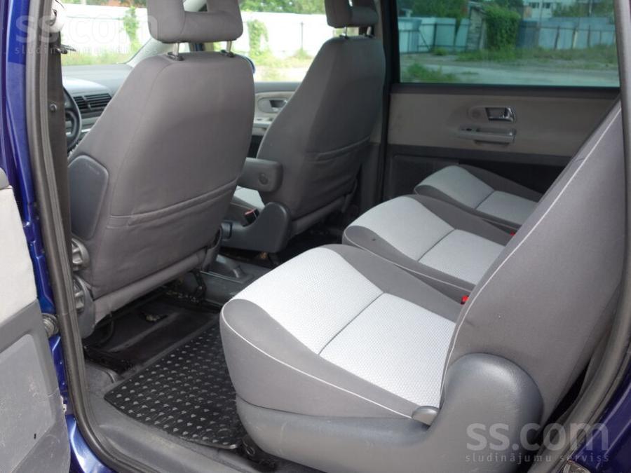 Zils Volkswagen Sharan 2007 Rīga, ar dzinēja tilpumu 1.90 L un nobraukumu 0 tūkst. km par 2950 €, foto 8 vietnē AUTOMOTO.COM.LV