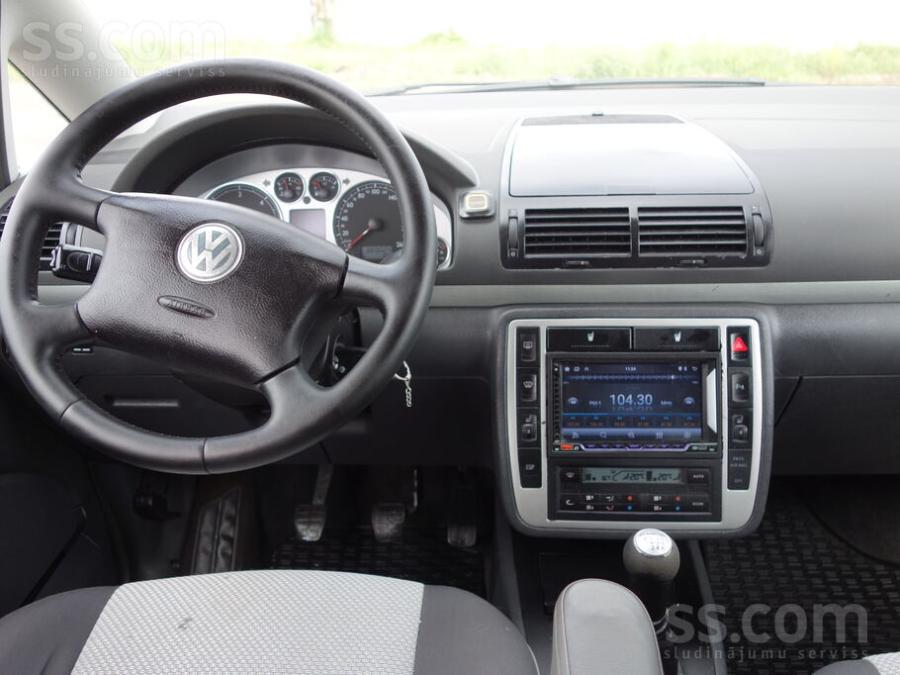 Zils Volkswagen Sharan 2007 Rīga, ar dzinēja tilpumu 1.90 L un nobraukumu 0 tūkst. km par 2950 €, foto 9 vietnē AUTOMOTO.COM.LV
