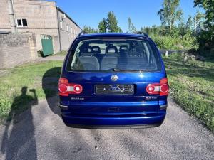 Zils Volkswagen Sharan 2007 Daugavpils, ar dzinēja tilpumu 2.00 L un nobraukumu 259 tūkst. km par 3399 €, foto 13 vietnē AUTOMOTO.COM.LV
