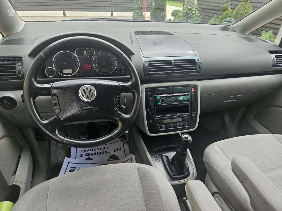 Zils Volkswagen Sharan 2007 Klaipėda, ar dzinēja tilpumu 1.97 L un nobraukumu 351 tūkst. km par 2950 €, foto 12 vietnē AUTOMOTO.COM.LV