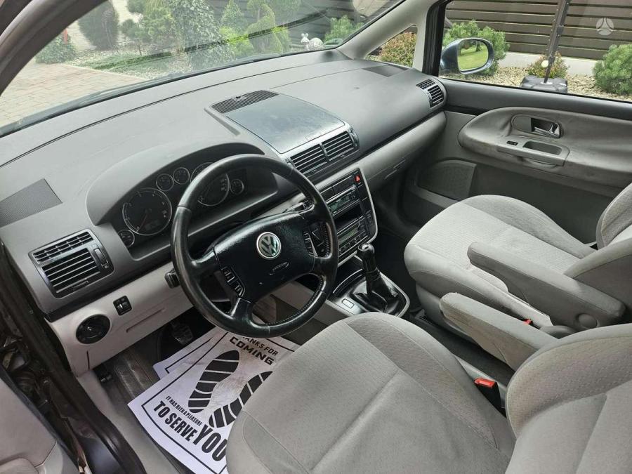 Zils Volkswagen Sharan 2007 Klaipėda, ar dzinēja tilpumu 1.97 L un nobraukumu 351 tūkst. km par 2950 €, foto 13 vietnē AUTOMOTO.COM.LV