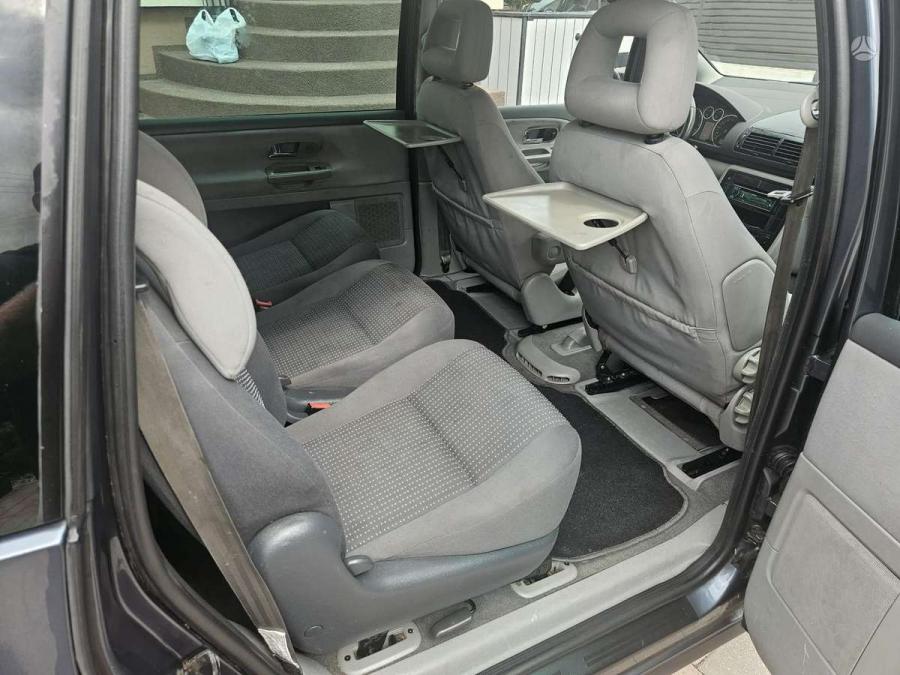 Zils Volkswagen Sharan 2007 Klaipėda, ar dzinēja tilpumu 1.97 L un nobraukumu 351 tūkst. km par 2950 €, foto 16 vietnē AUTOMOTO.COM.LV