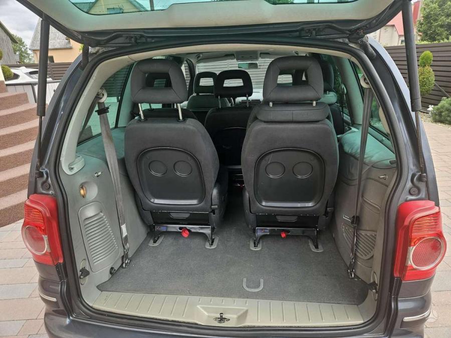 Zils Volkswagen Sharan 2007 Klaipėda, ar dzinēja tilpumu 1.97 L un nobraukumu 351 tūkst. km par 2950 €, foto 18 vietnē AUTOMOTO.COM.LV