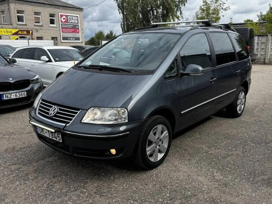 Blue Volkswagen Sharan 2007 in Daugavpils, with an engine capacity of 2.00 L and mileage of 0 thousand km for 4100 €, photo 4 on AUTOMOTO.COM.LV