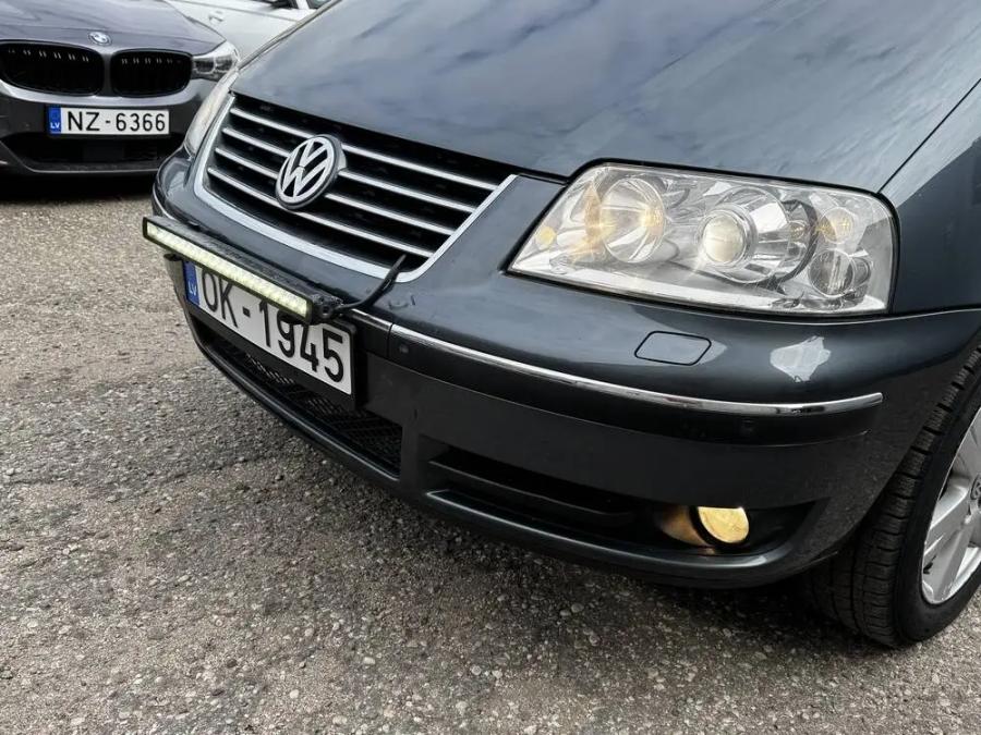 Blue Volkswagen Sharan 2007 in Daugavpils, with an engine capacity of 2.00 L and mileage of 0 thousand km for 4100 €, photo 9 on AUTOMOTO.COM.LV