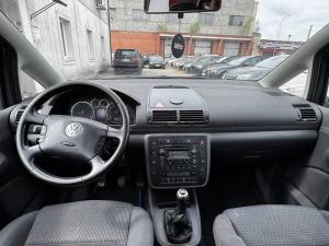 Blue Volkswagen Sharan 2007 in Daugavpils, with an engine capacity of 2.00 L and mileage of 0 thousand km for 4100 €, photo 10 on AUTOMOTO.COM.LV