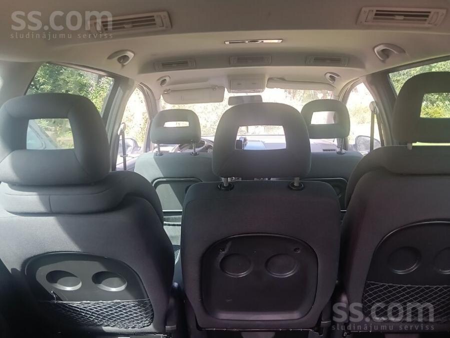 Blue Volkswagen Sharan 2007 in Liepaja, with an engine capacity of 2.00 L and mileage of 290 thousand km for 2000 €, photo 6 on AUTOMOTO.COM.LV