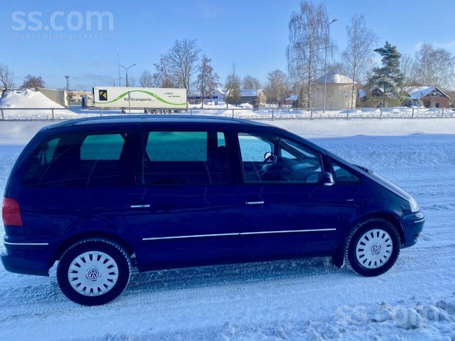 Zils Volkswagen Sharan 2008 Rēzekne, ar dzinēja tilpumu 1.90 L un nobraukumu 0 tūkst. km par 4150 €, foto 4 vietnē AUTOMOTO.COM.LV
