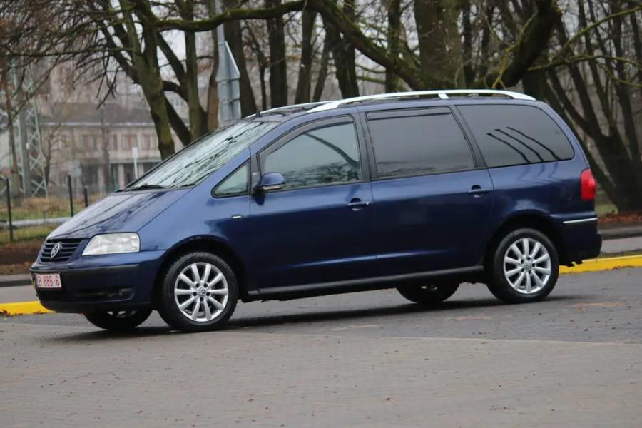 Синий Фольксваген Шаран 2008 в Рига, объемом двигателя 1.90 л и пробегом 254 тыс. км за 2490 €, фото 6 на AUTOMOTO.COM.LV