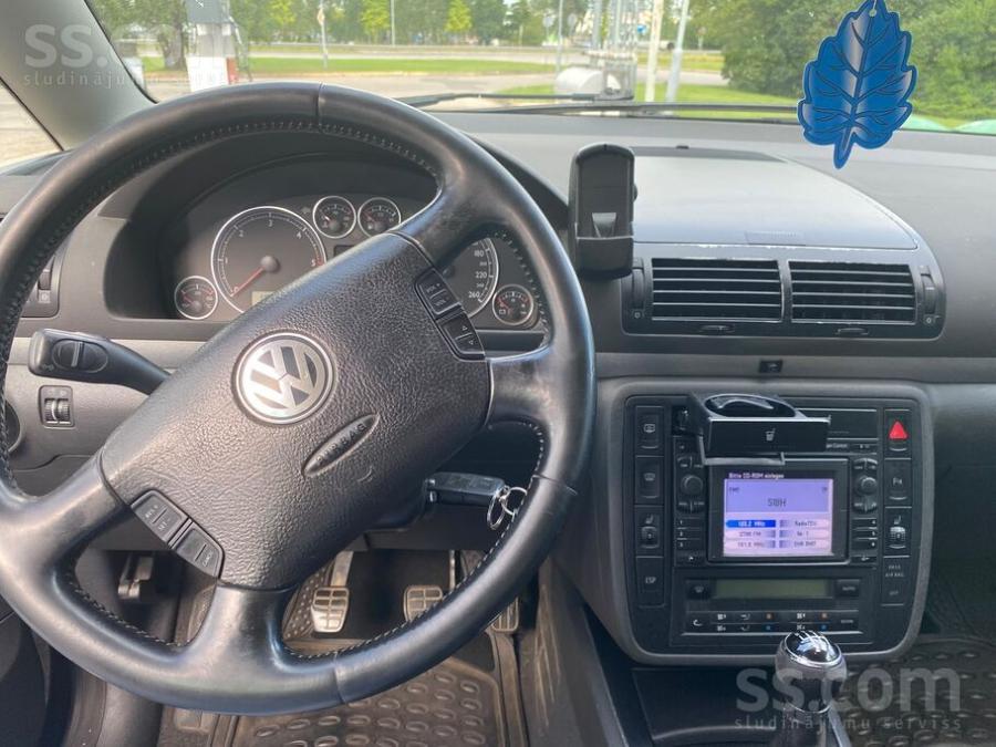 Zils Volkswagen Sharan 2008 Rīga, ar dzinēja tilpumu 2.00 L un nobraukumu 415 tūkst. km par 3100 €, foto 8 vietnē AUTOMOTO.COM.LV