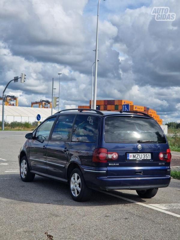 Zils Volkswagen Sharan 2008 Klaipėda, ar dzinēja tilpumu 2.00 L un nobraukumu 370 tūkst. km par 3000 €, foto 5 vietnē AUTOMOTO.COM.LV