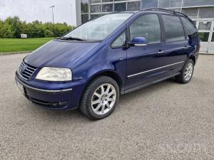 Blue Volkswagen Sharan 2008 in Talsi, with an engine capacity of 2.00 L and mileage of 286 thousand km for 3199 €, photo 8 on AUTOMOTO.COM.LV