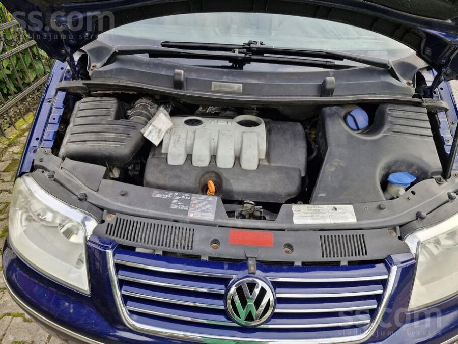 Blue Volkswagen Sharan 2008 in Talsi, with an engine capacity of 2.00 L and mileage of 286 thousand km for 3199 €, photo 11 on AUTOMOTO.COM.LV