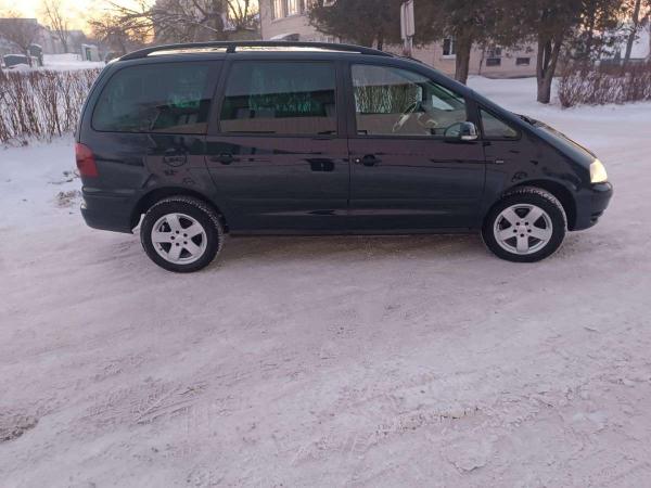 Zils Volkswagen Sharan 2009 Kelmė, ar dzinēja tilpumu 1.97 L un nobraukumu 209 tūkst. km par 4450 €, foto 4 vietnē AUTOMOTO.COM.LV