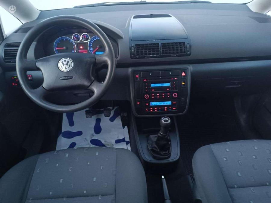 Zils Volkswagen Sharan 2009 Kelmė, ar dzinēja tilpumu 1.97 L un nobraukumu 209 tūkst. km par 4450 €, foto 12 vietnē AUTOMOTO.COM.LV