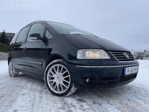 Blue Volkswagen Sharan 2009 in Riga, with an engine capacity of 2.00 L and mileage of 279 thousand km for 3950 €, photo 1 on AUTOMOTO.COM.LV