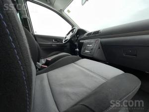 Zils Volkswagen Sharan 2009 Rīga, ar dzinēja tilpumu 2.00 L un nobraukumu 279 tūkst. km par 3950 €, foto 14 vietnē AUTOMOTO.COM.LV