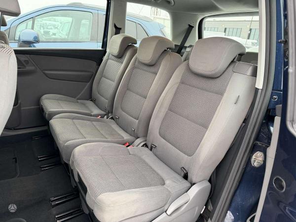 Zils Volkswagen Sharan 2010 Kauņa, ar dzinēja tilpumu 1.97 L un nobraukumu 274 tūkst. km par 7400 €, foto 8 vietnē AUTOMOTO.COM.LV