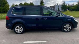 Blue Volkswagen Sharan 2010 in Telschi, with an engine capacity of 1.39 L and mileage of 217 thousand km for 3750 €, photo 8 on AUTOMOTO.COM.LV
