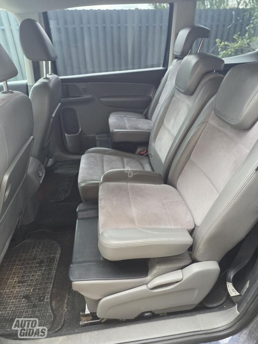 Zils Volkswagen Sharan 2010 Viļņa, ar dzinēja tilpumu 2.00 L un nobraukumu 261 tūkst. km par 7200 €, foto 15 vietnē AUTOMOTO.COM.LV