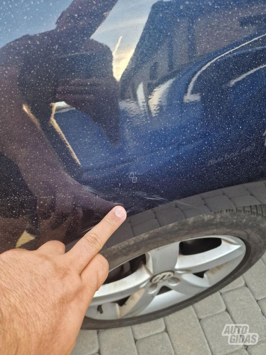 Zils Volkswagen Sharan 2010 Viļņa, ar dzinēja tilpumu 2.00 L un nobraukumu 261 tūkst. km par 7200 €, foto 20 vietnē AUTOMOTO.COM.LV