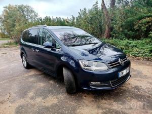 Blue Volkswagen Sharan 2010 in Riga, with an engine capacity of 2.00 L and mileage of 260 thousand km for 5500 €, photo 3 on AUTOMOTO.COM.LV