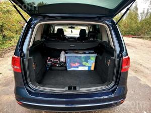 Blue Volkswagen Sharan 2010 in Riga, with an engine capacity of 2.00 L and mileage of 260 thousand km for 5500 €, photo 10 on AUTOMOTO.COM.LV