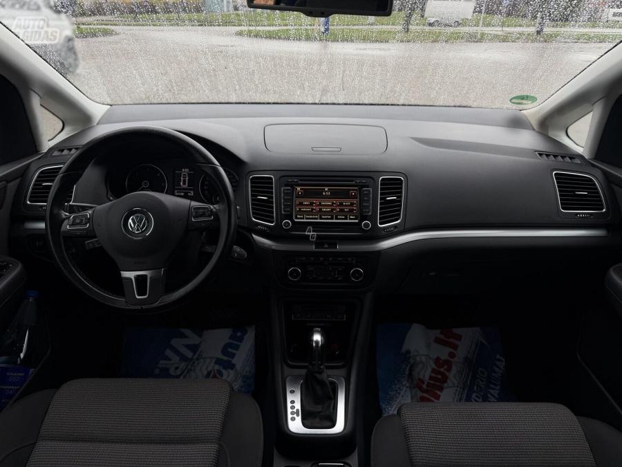 Zils Volkswagen Sharan 2010 Rokiškis, ar dzinēja tilpumu 2.00 L un nobraukumu 161 tūkst. km par 5950 €, foto 20 vietnē AUTOMOTO.COM.LV