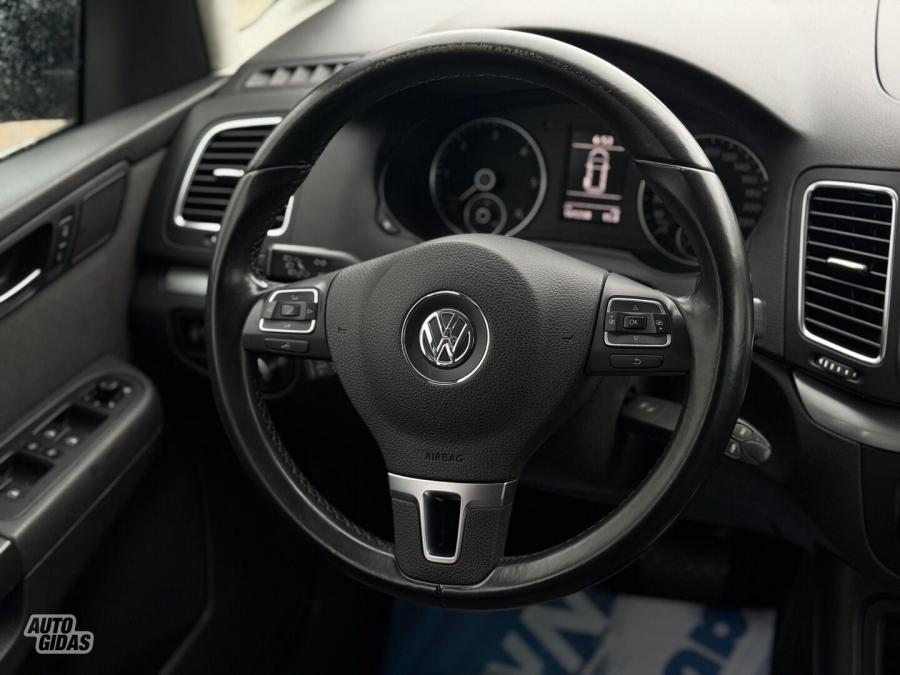 Zils Volkswagen Sharan 2010 Rokiškis, ar dzinēja tilpumu 2.00 L un nobraukumu 161 tūkst. km par 5950 €, foto 23 vietnē AUTOMOTO.COM.LV