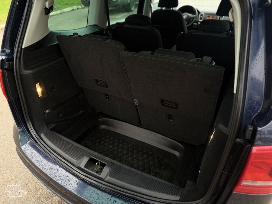 Zils Volkswagen Sharan 2010 Rokiškis, ar dzinēja tilpumu 2.00 L un nobraukumu 161 tūkst. km par 5950 €, foto 29 vietnē AUTOMOTO.COM.LV