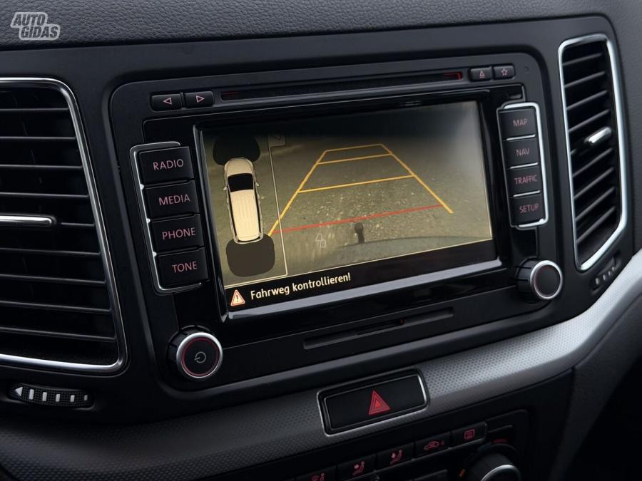 Zils Volkswagen Sharan 2010 Rokiškis, ar dzinēja tilpumu 2.00 L un nobraukumu 161 tūkst. km par 5950 €, foto 32 vietnē AUTOMOTO.COM.LV