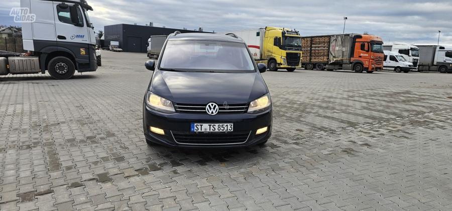 Zils Volkswagen Sharan 2011 Kauņa, ar dzinēja tilpumu 2.00 L un nobraukumu 270 tūkst. km par 6650 €, foto 4 vietnē AUTOMOTO.COM.LV