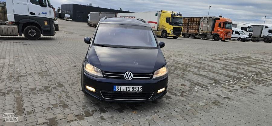 Blue Volkswagen Sharan 2011 in Kaunas, with an engine capacity of 2.00 L and mileage of 270 thousand km for 6650 €, photo 3 on AUTOMOTO.COM.LV