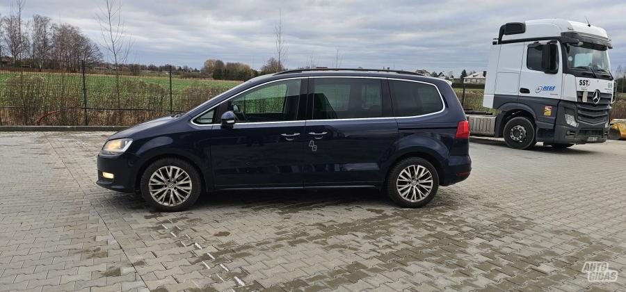 Blue Volkswagen Sharan 2011 in Kaunas, with an engine capacity of 2.00 L and mileage of 270 thousand km for 6650 €, photo 12 on AUTOMOTO.COM.LV