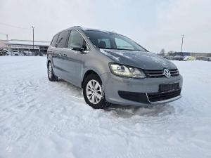 Blue Volkswagen Sharan 2011 in Siauliai, with an engine capacity of 1.97 L and mileage of 302 thousand km for 5750 €, photo  on AUTOMOTO.COM.LV