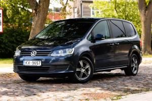 Blue Volkswagen Sharan 2011 in Jelgava, with an engine capacity of 2.00 L and mileage of 438 thousand km for 6200 €, photo  on AUTOMOTO.COM.LV