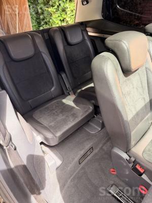 Zils Volkswagen Sharan 2011 Rīga, ar dzinēja tilpumu 2.00 L un nobraukumu 347 tūkst. km par 7600 €, foto 9 vietnē AUTOMOTO.COM.LV