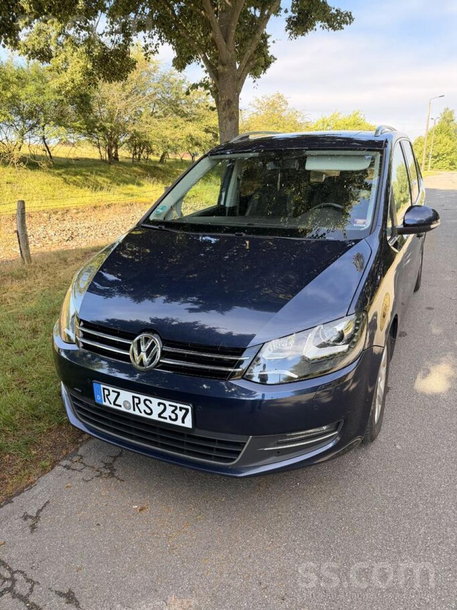 Zils Volkswagen Sharan 2011 Rīga, ar dzinēja tilpumu 2.00 L un nobraukumu 347 tūkst. km par 7600 €, foto 14 vietnē AUTOMOTO.COM.LV