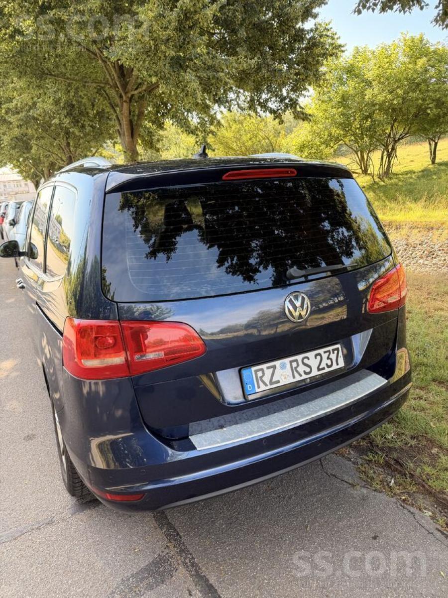 Zils Volkswagen Sharan 2011 Rīga, ar dzinēja tilpumu 2.00 L un nobraukumu 347 tūkst. km par 7600 €, foto 15 vietnē AUTOMOTO.COM.LV