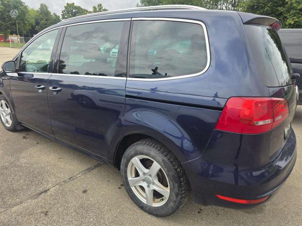 Zils Volkswagen Sharan 2011 Marijampole, ar dzinēja tilpumu 1.39 L un nobraukumu 217 tūkst. km par 4200 €, foto 3 vietnē AUTOMOTO.COM.LV
